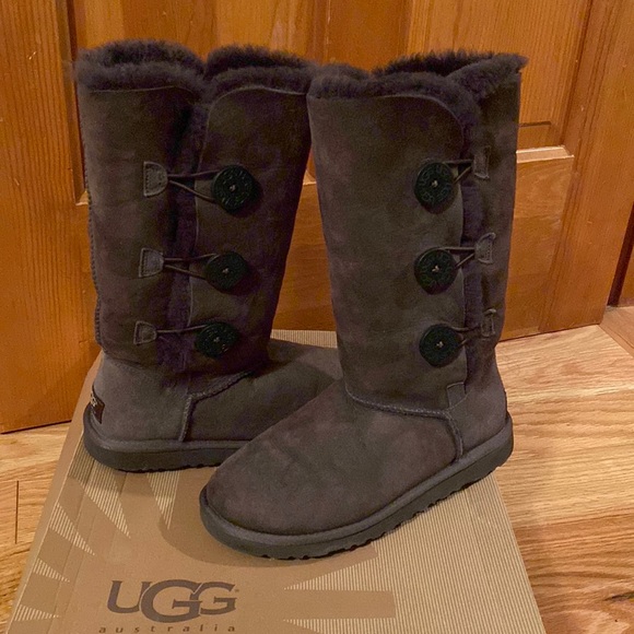 UGG | Shoes | Ugg Bailey Button Triplet Chocolate | Poshmark